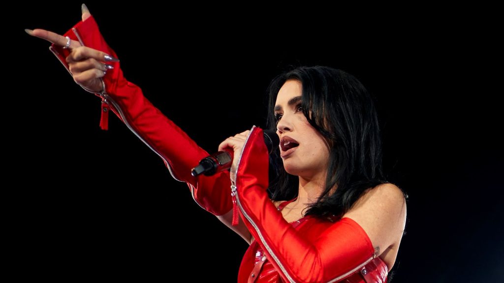 Lali Espósito Drops 'Obsesión', included in Latest Album 'LALI' - los40.us