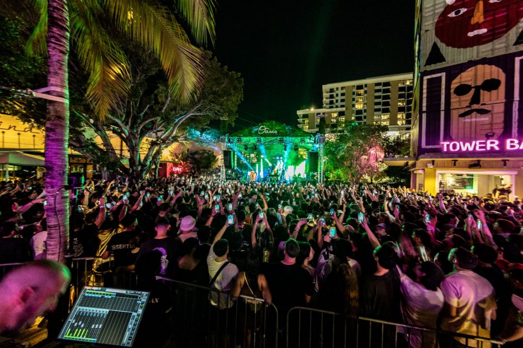 Duki Sweeps On His First U.S. Tour With All Shows Sold Out in 24 Hours ...