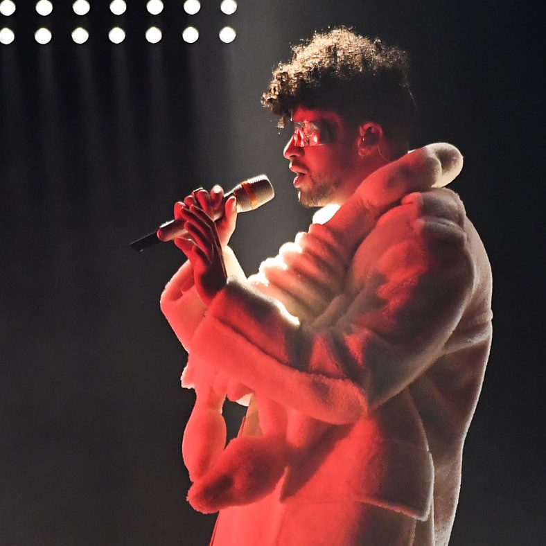 Drake Announces New Collaboration with Bad Bunny in Los Angeles Concert ...