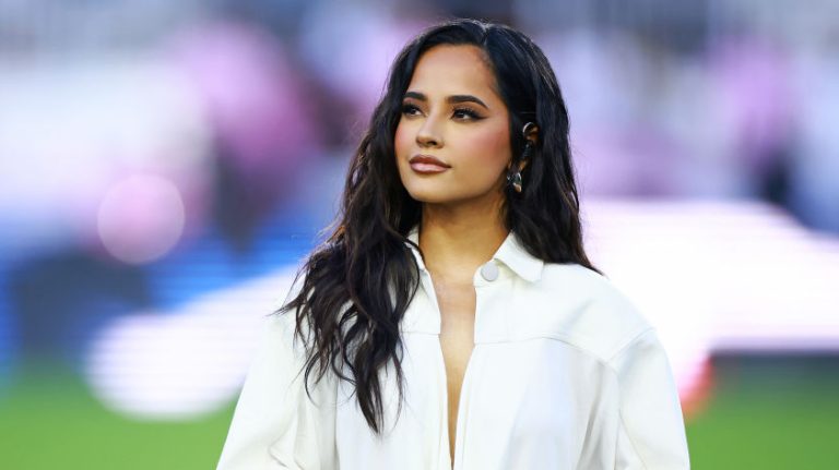 Becky G Reveals New Details of Upcoming Album 'Esquinas' - los40.us