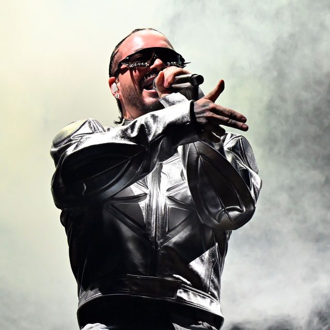 J Balvin Unveils ‘Rayo’: The Story Behind His Latest Album - los40.us