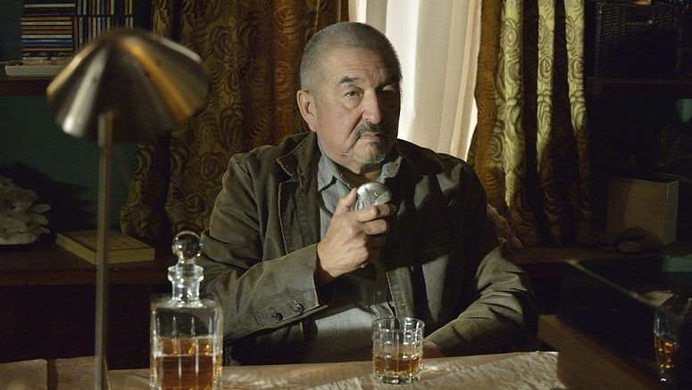 Graham Greene, Known as Kicking Bird in Dances With Wolves, Passes Away ...