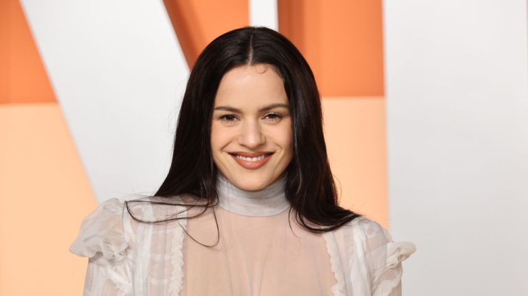 Who Is Rosalía Talking About in Her Song ‘La Perla’? - los40.us